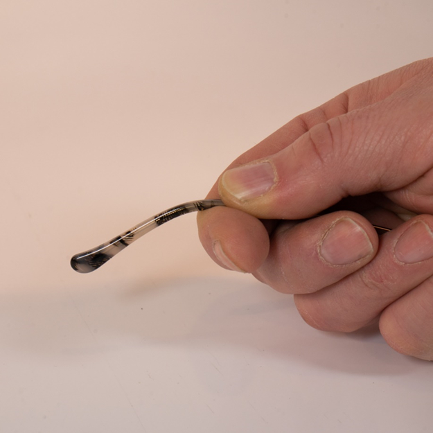 Adjust your new spectacles - Faversham Optical