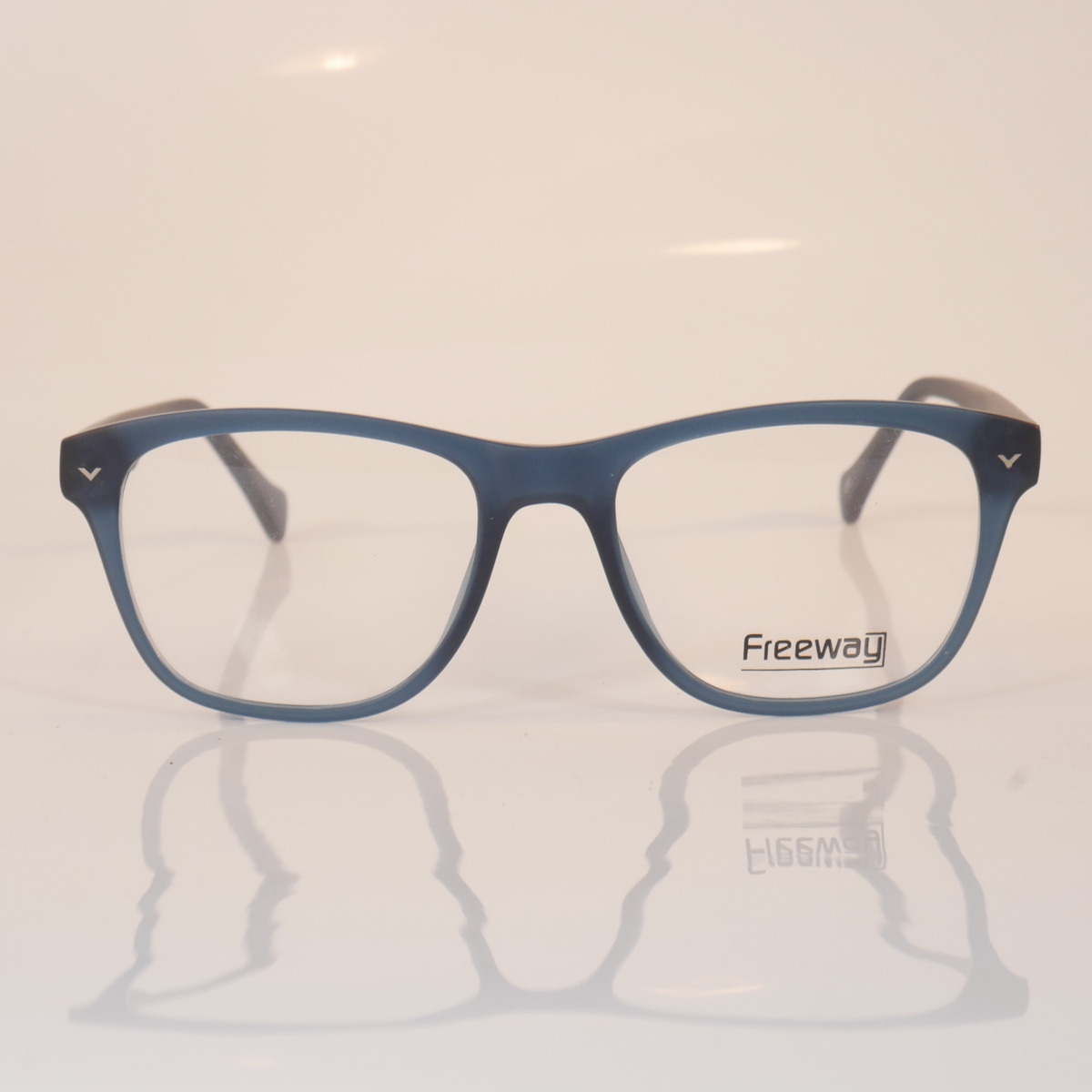 Freeway 3008 - Faversham Optical