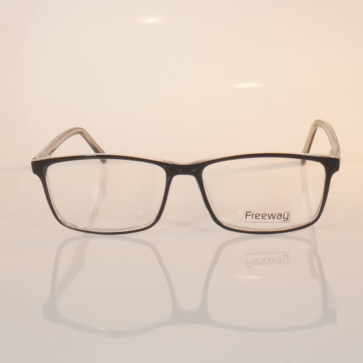 Freeway 3015 - Faversham Optical